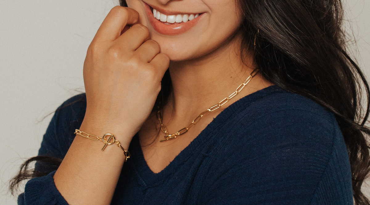 The Ultimate Guide to Styling a Paperclip Necklace | Roma Designer Jewelry