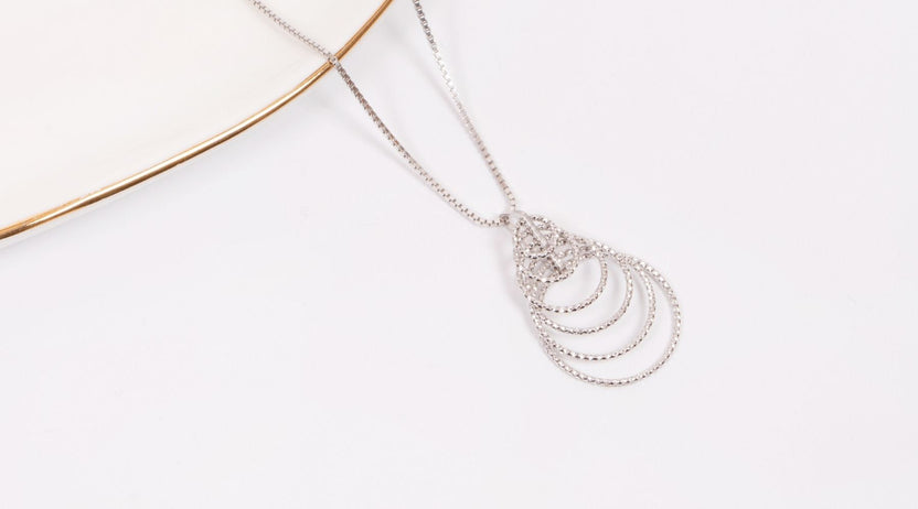 7 Things You Should Know About Silver Jewelry | Roma Designer Jewelry