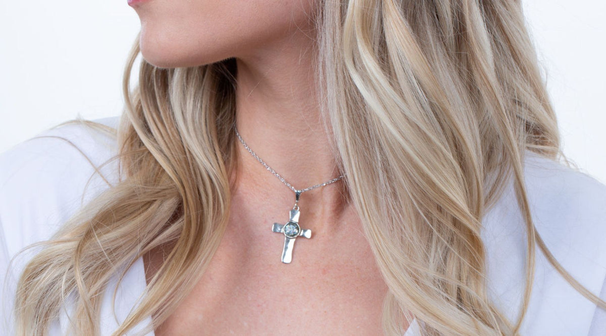 Easter Jewelry: Top 5 Reasons for a Sterling Silver Cross | Roma ...
