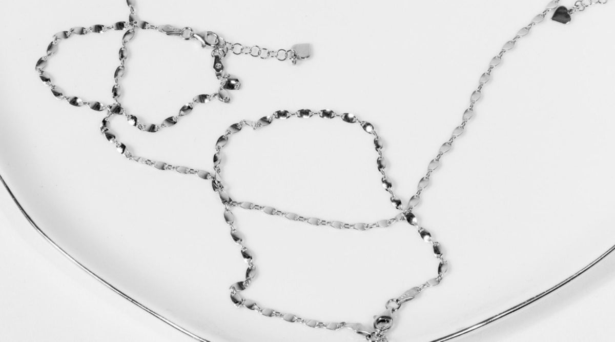5 Benefits of Sterling Silver Jewelry You Should Know About | Roma ...